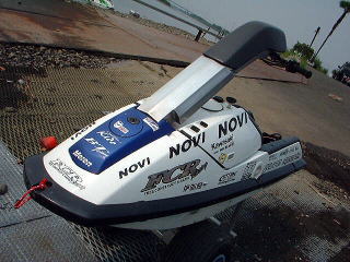 で、コチラは私”丁稚1号”のJS650SX。